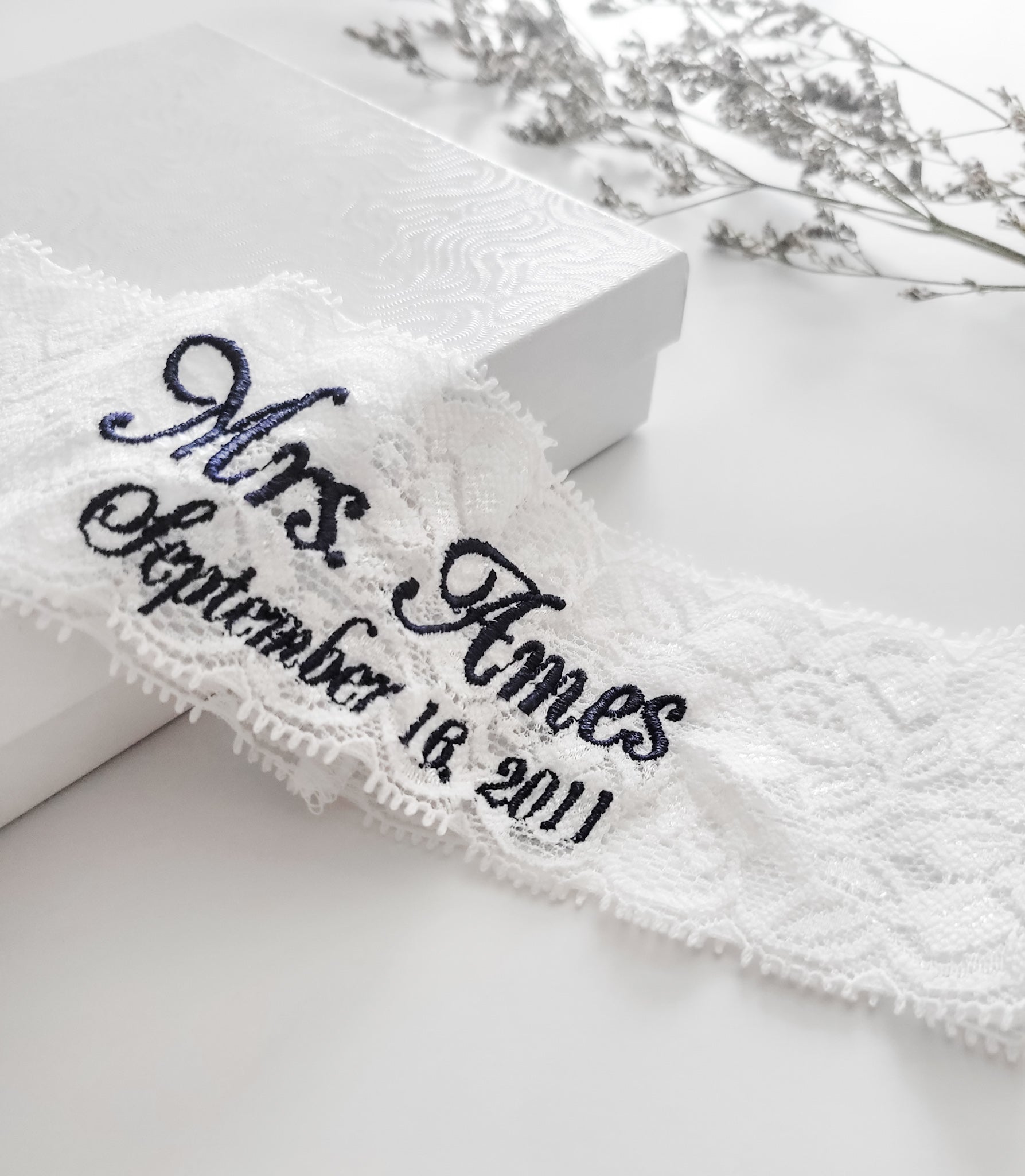 Embroidered White Lace Bridal Garter Set – Ella Winston
